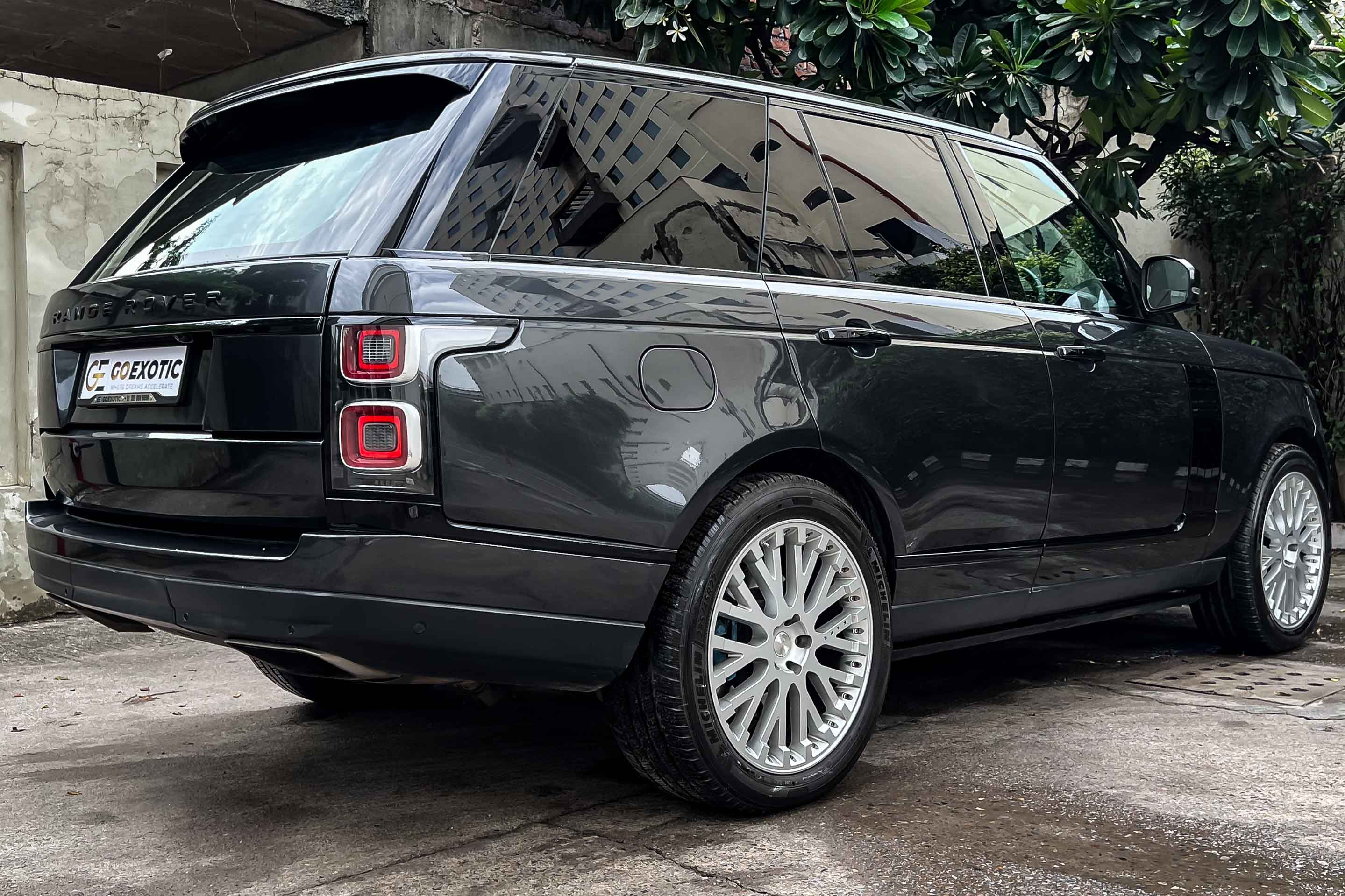 2019 RANGE ROVER VOGUE AUTOBIOGRAPHY SUPERCHARGED | Goexotic